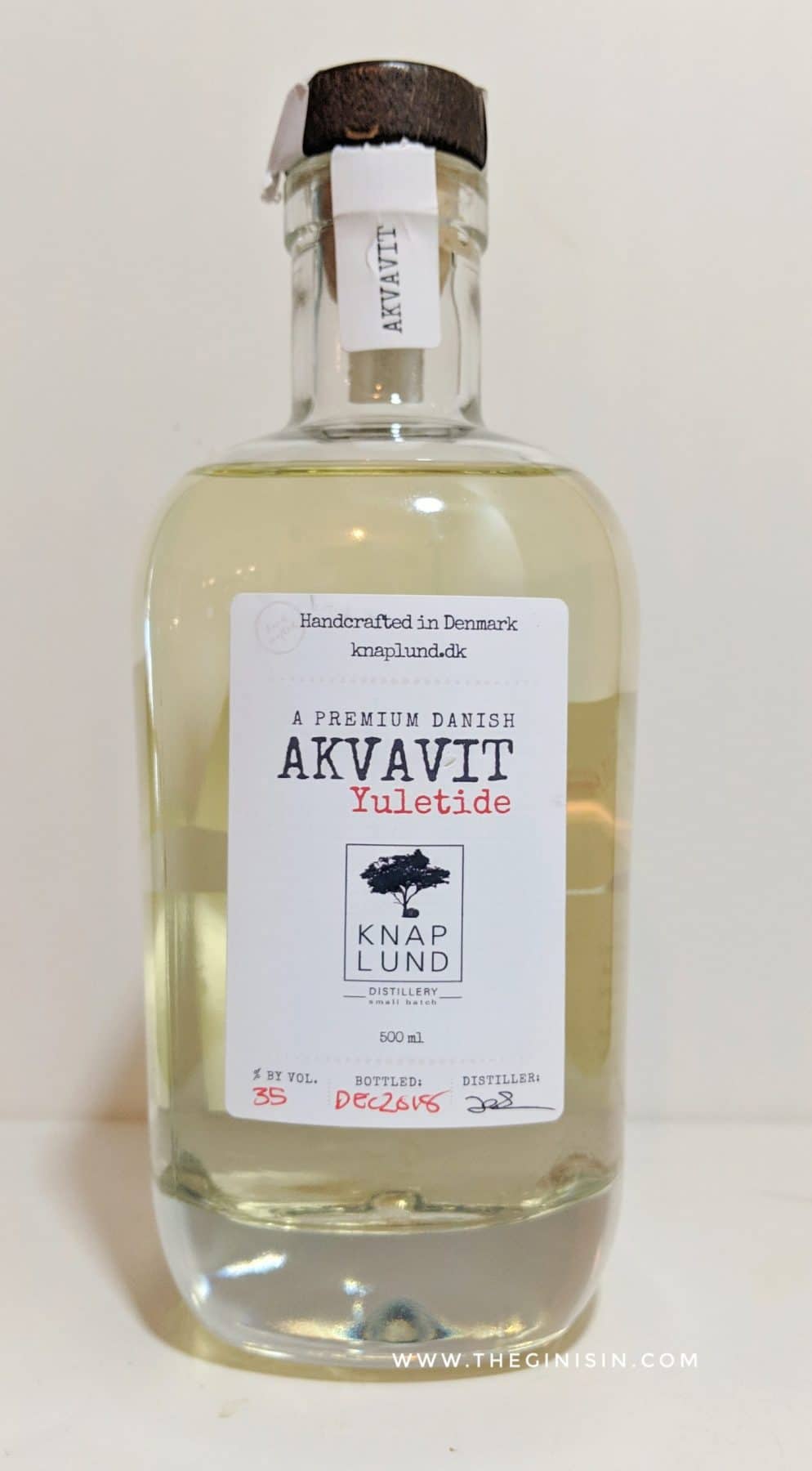 Knaplund Yuletide Akvavit Review and Rating | the GIN is IN